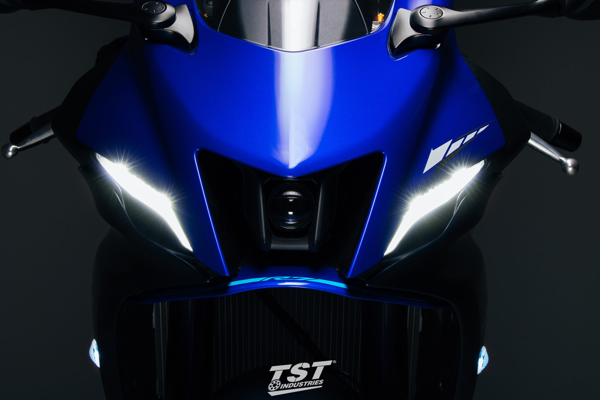 HALO-GTR Flushmount Turn Signals Finally Meet the Yamaha R7 – TST ...